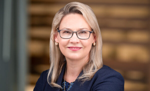 Angela Raitzin, CFP®, CEPA, CRPC®, Managing Director, Wealth Advisor